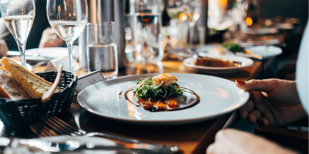 How to Manage Queues in Restaurants | Qminder