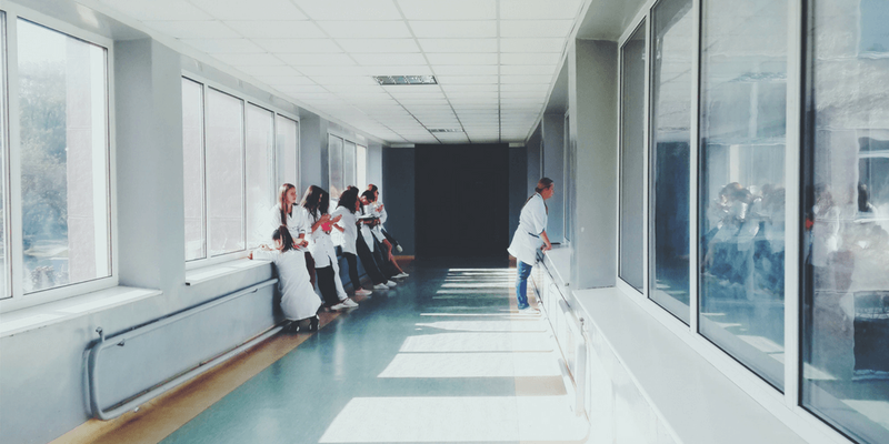 How to Implement a Queue Management System for Hospitals | Qminder How to Implement a Queue Management System for Hospitals | Qminder
